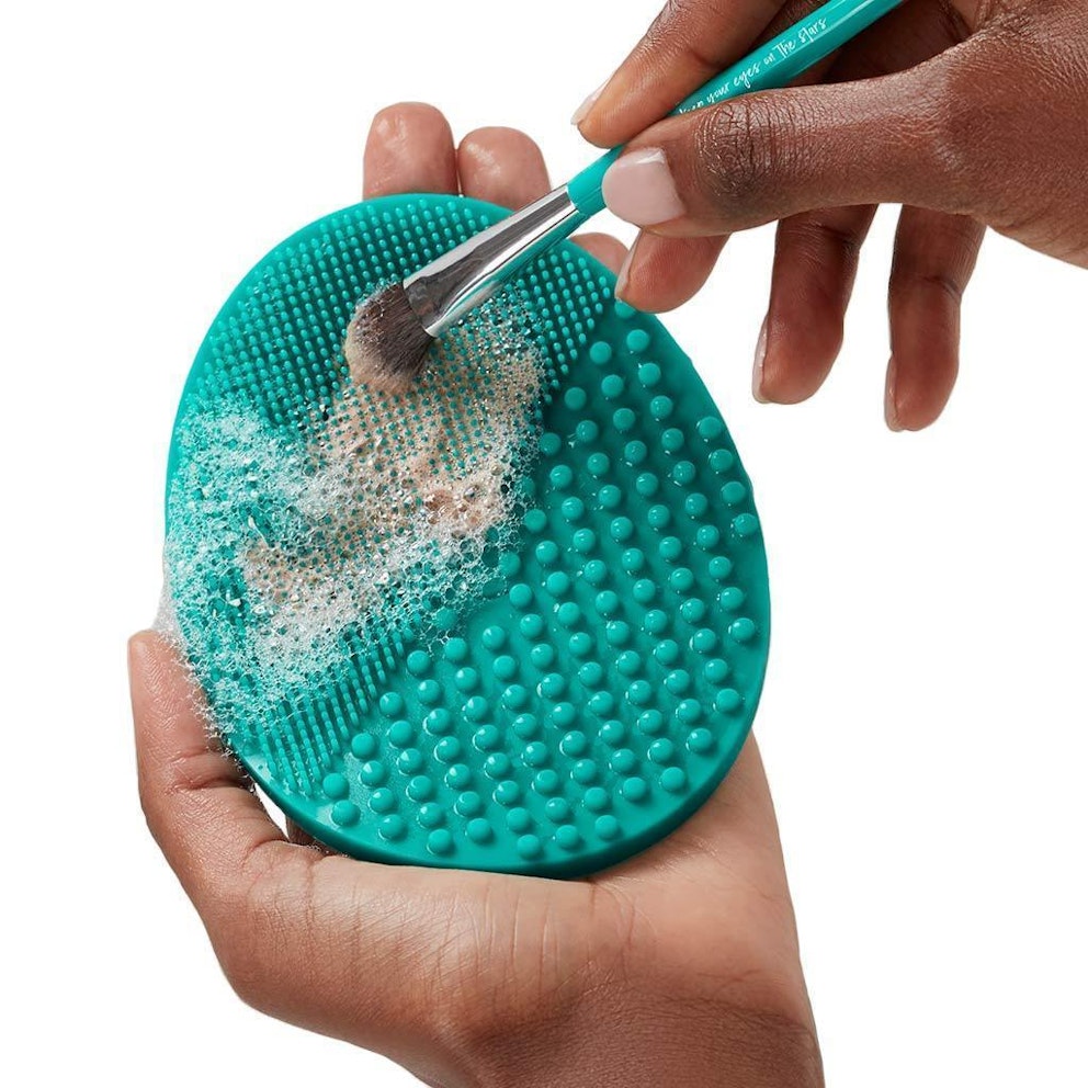 Brush Hero Brush Cleansing Pad™