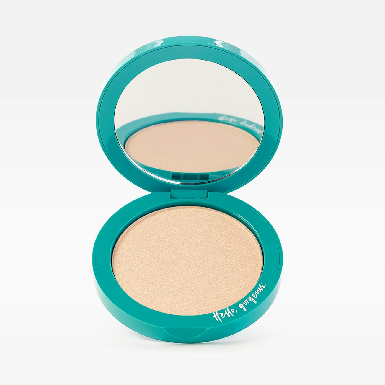 Create a second-skin luminosity with our skincare-infused highlighter