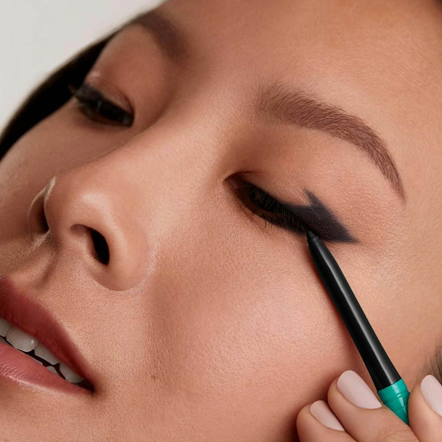 Infinity Waterproof Eyeliner™ | Semi-Permanent | Thrive Causemetics®