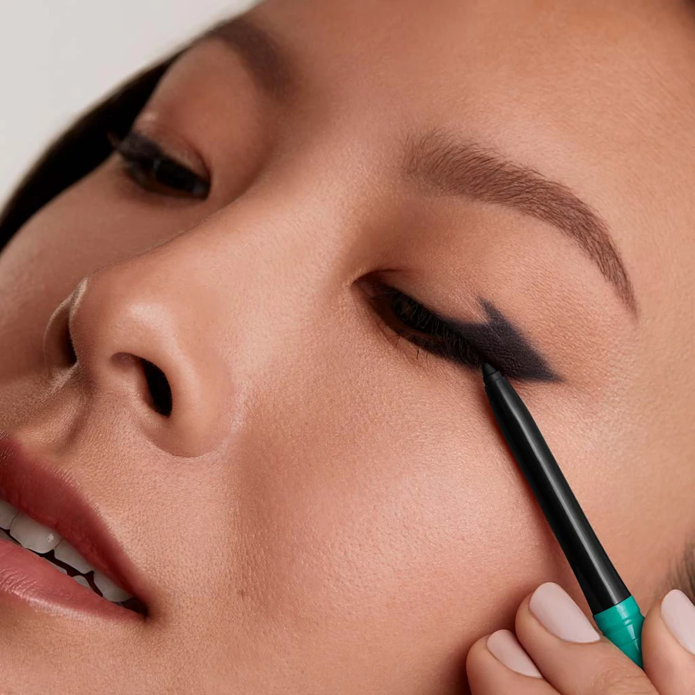 Thrive Causemetics Infinity Waterproof Eyeliner Shade Ella Brown Matte